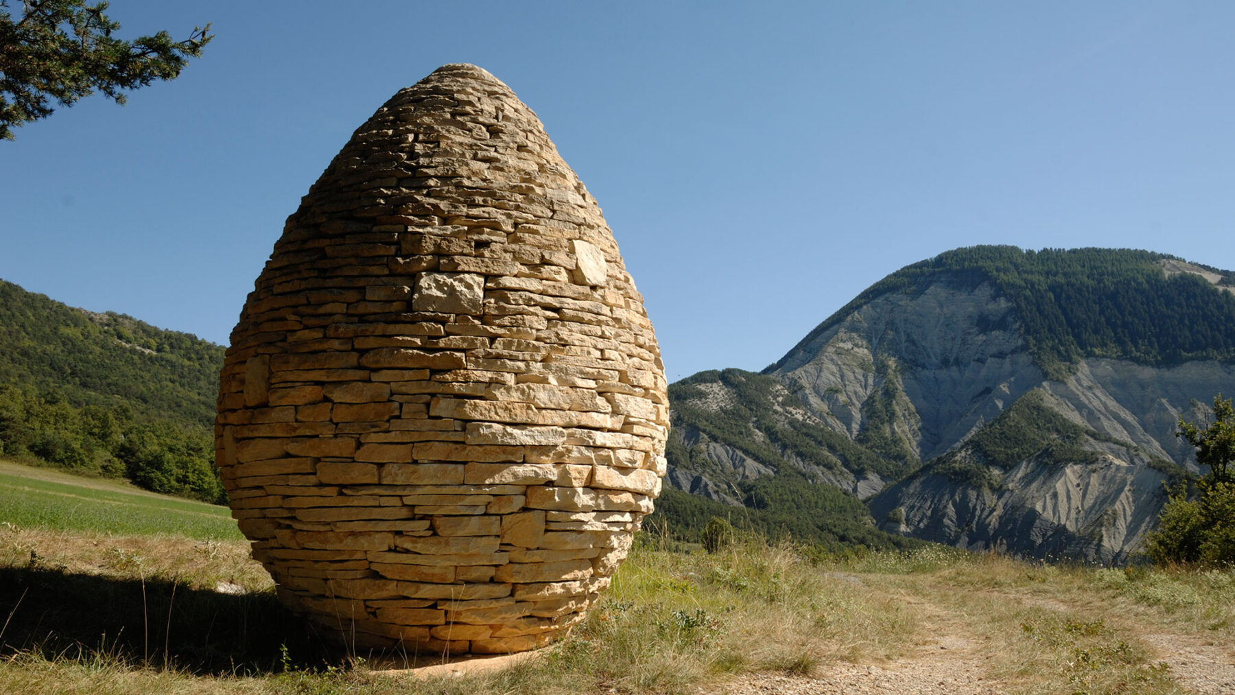 Andy Goldsworthy - Foundation for Spirituality and the Arts